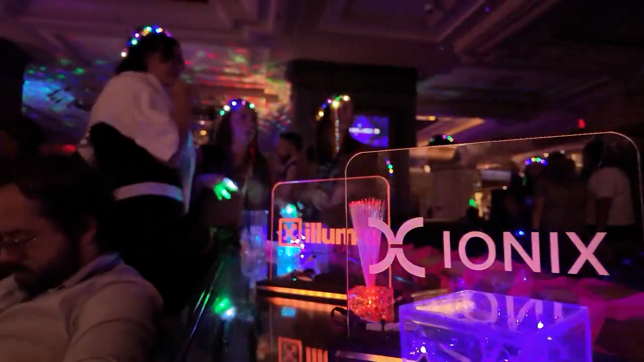 CCHobbyFun Armis Lighted Signs at BlackHat 2025