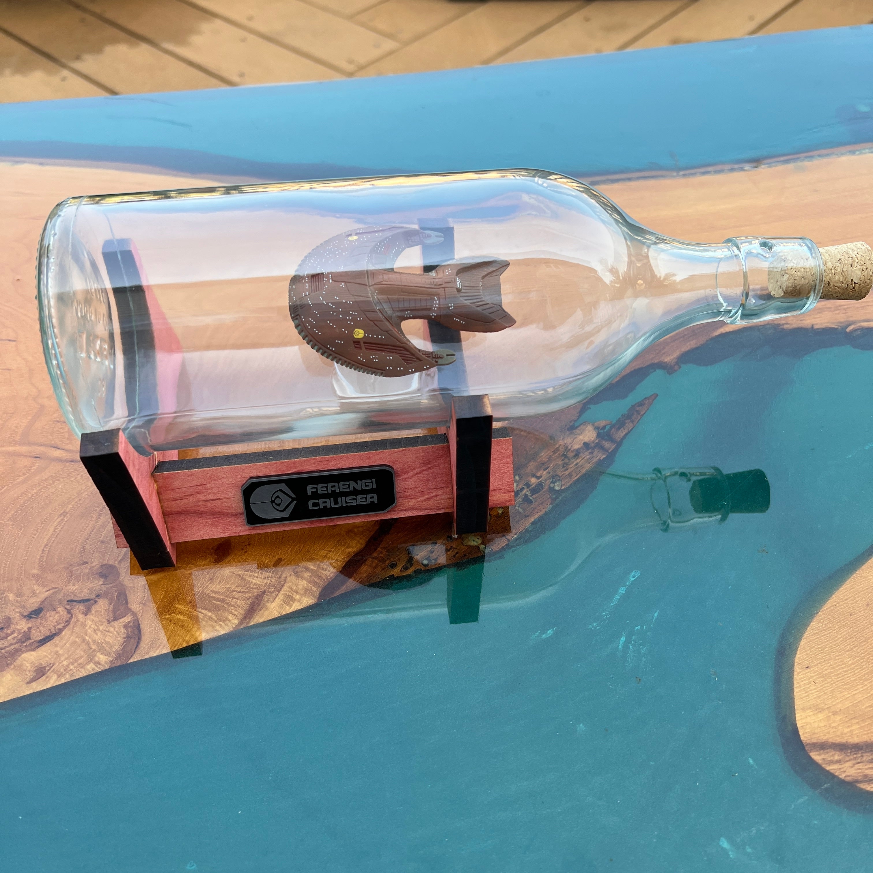 Star Trek Ferengi Cruiser in a Bottle – CCHobbyFun