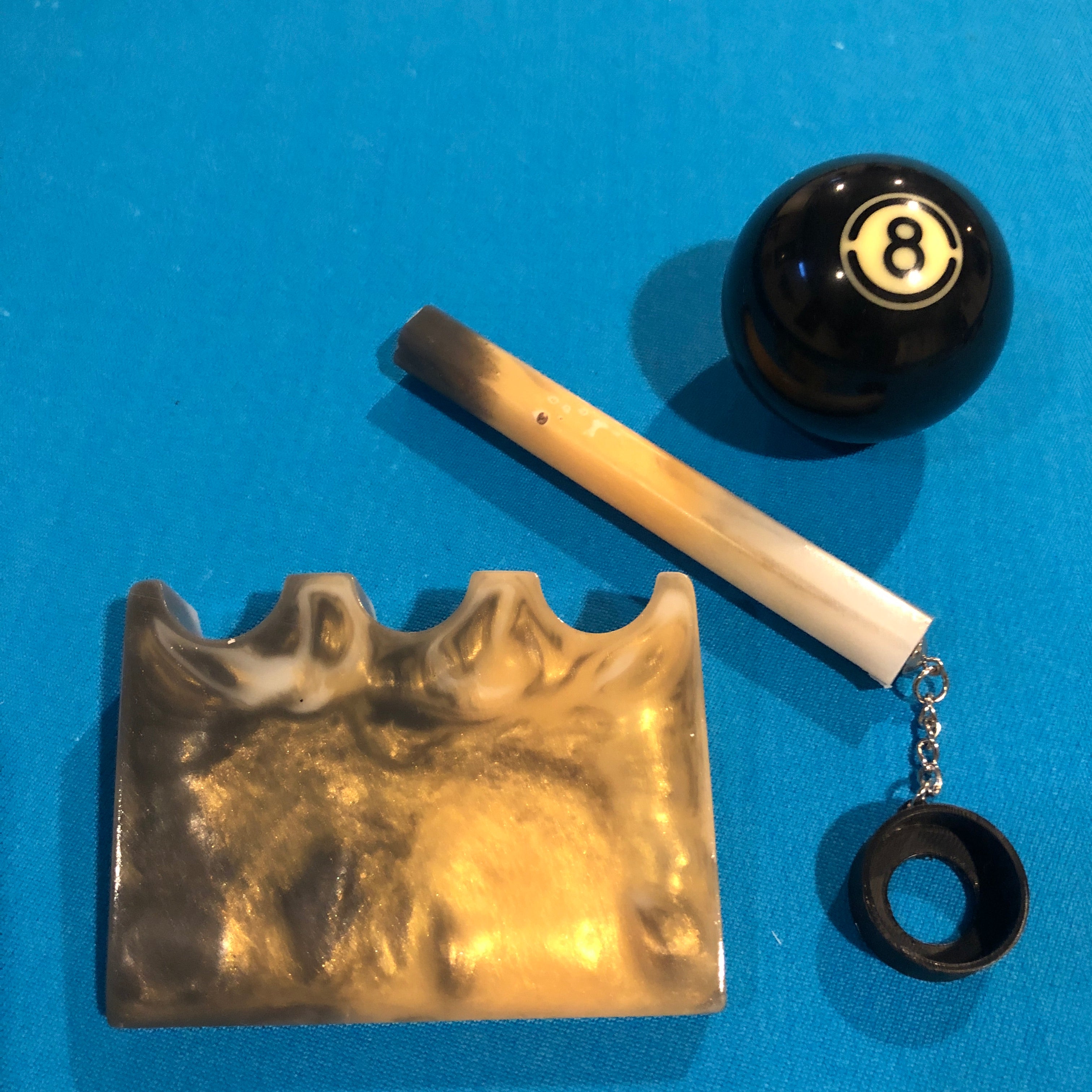Pool Claw Resin Vegas Knights Gold Black and White With Matching Chalk ...